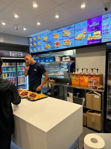 Découvrez Le 129: L’incontournable de la street food halal à Saint-Denis